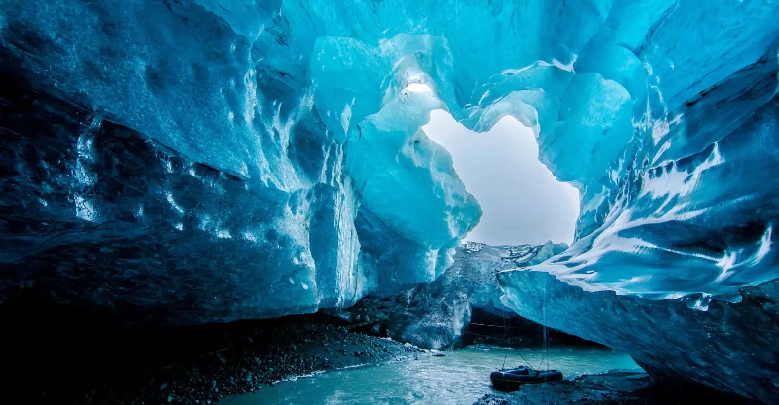 Vatnajökull අයිස්ලන්තය නිශ්ශබ්දතාවය සොයන අයට විවේක ගැනීමට ගමනාන්තයකි.