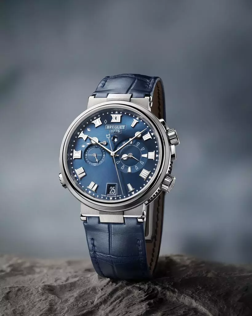 3 Breguet साहसीहरूका लागि घडीहरू जसको साथ तपाईंको नाडीमा ग्रीष्ममा वर्षभरि लगाउने