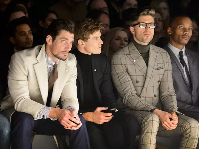 David Gandy Oliver Swydd Gaer a Darren Kennedy yn ystod sioe YMC yn London Collections Men.