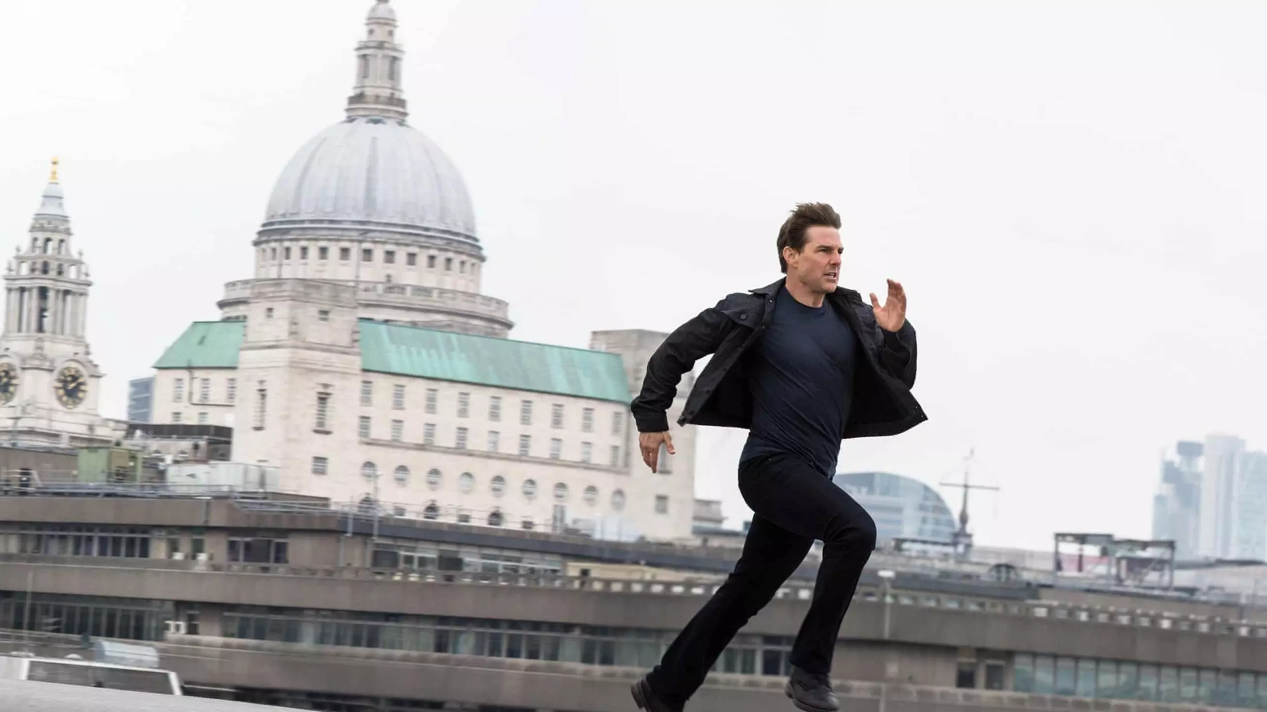 Tom Kruz, Mission Impossible 7-den bu sahna üçin öz janyny töwekgelçilige saldy