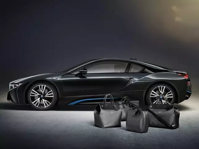 מזוודות לואי ויטון עבור bmw i8