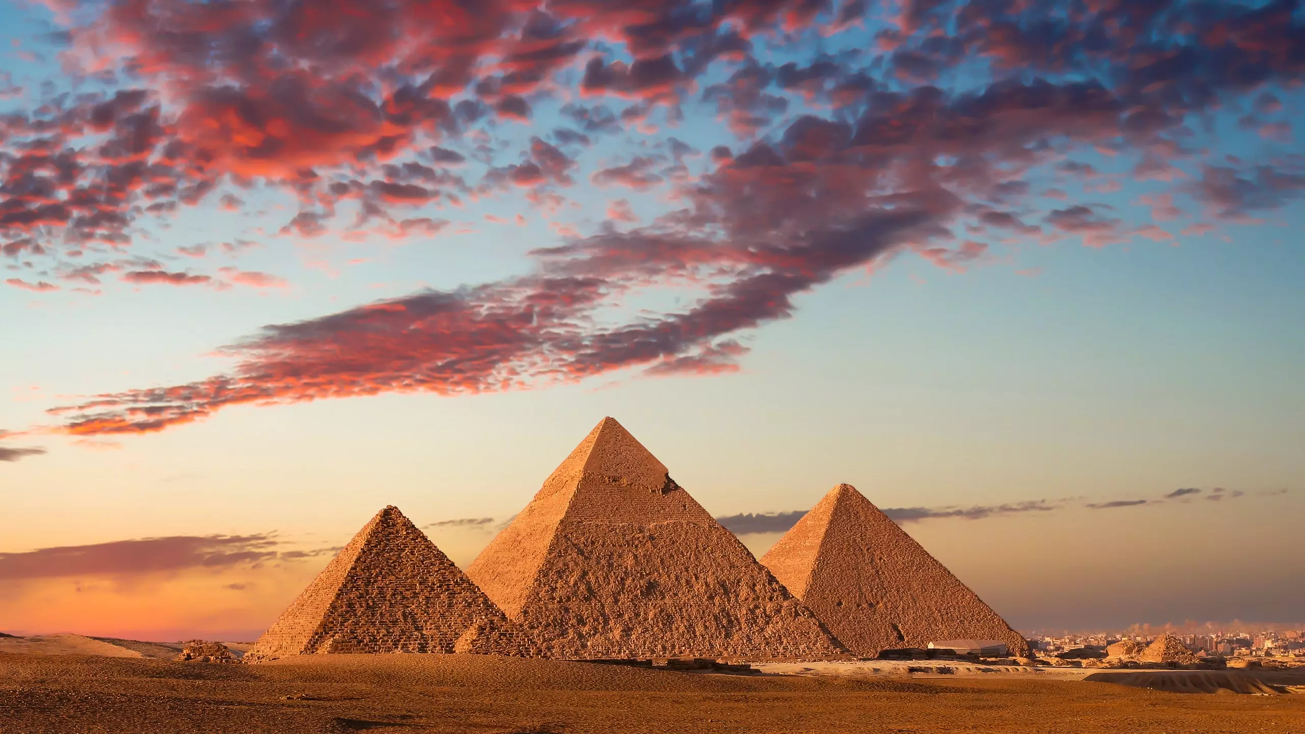 Pyramids of Giza ang paboritong destinasyon ng mayayaman sa 2019.