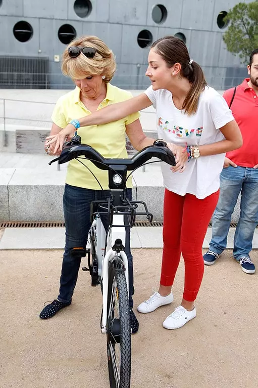 pp rajoy Hope aguirre cifuentes 自行車