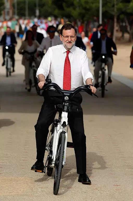 pp rajoy Hope aguirre cifuentes 自行車