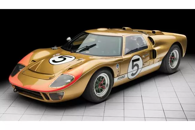 GT40 ea mantlha e tsoang ho Le Mans 66.