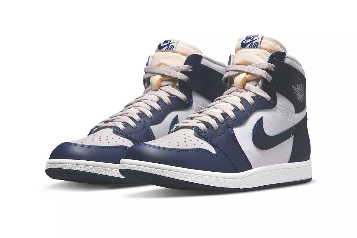 Air Jordan 1 College Navy