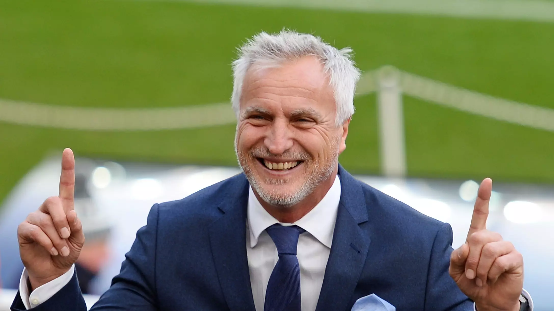 លោក David Ginola