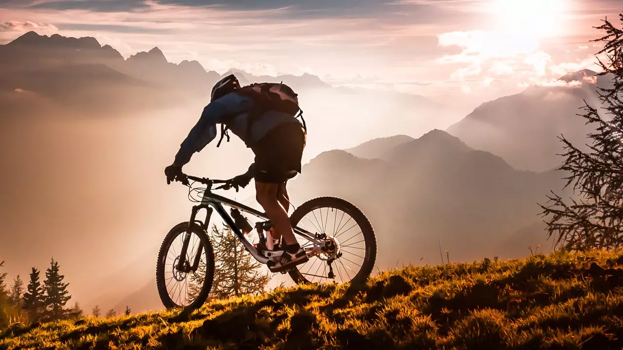 پمپ الکتریکی نوآورانه برای تنظیم دوچرخه کوهستان شما بدون دردسر