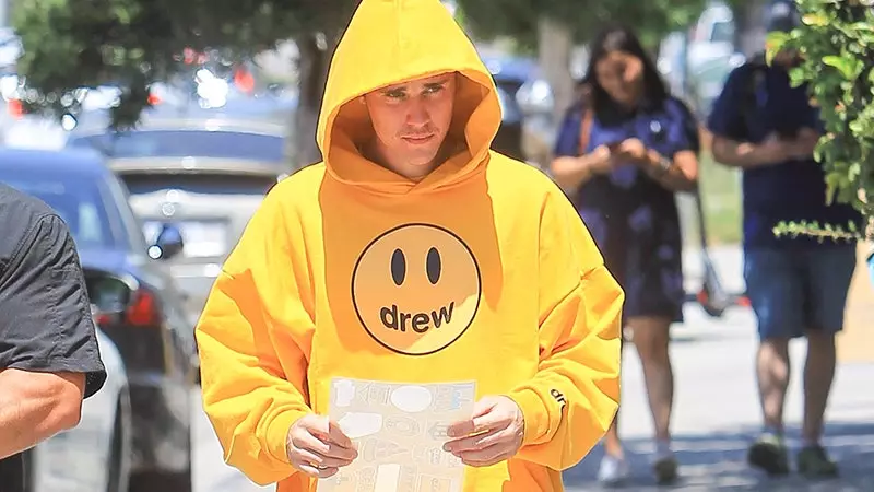 Wir müssen über die Hochzeitseinladung sprechen, die Justin Bieber geschickt hat