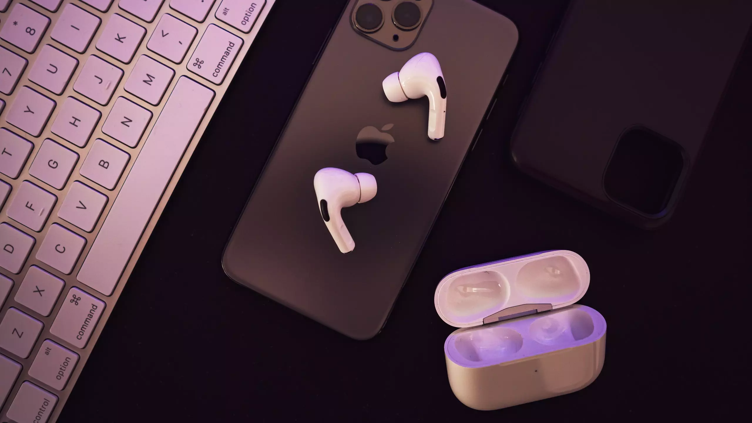 Manana AirPod Pro ve ianao Afaka manakalo azy ireo vaovao raha mahafeno ireo fepetra ireo ianao