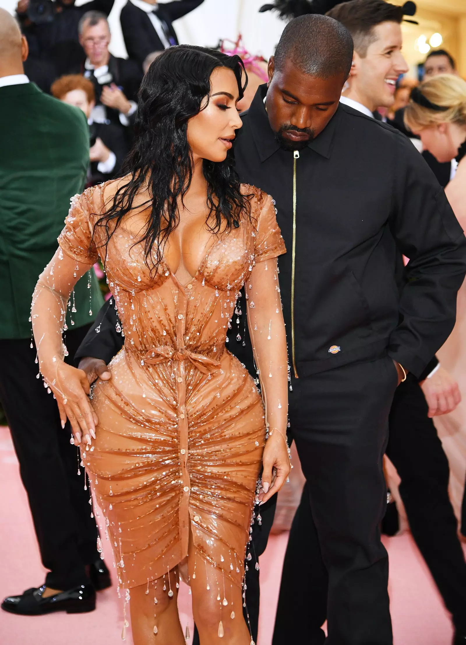 Kim Kardashian Kanye West gặp gỡ gala 2019
