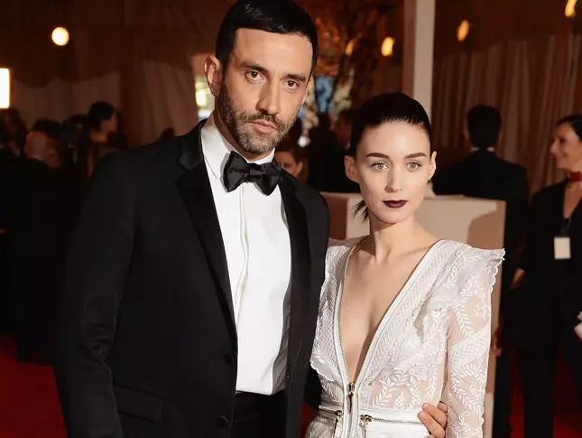 Riccardo Tisci ug Rooney Mara