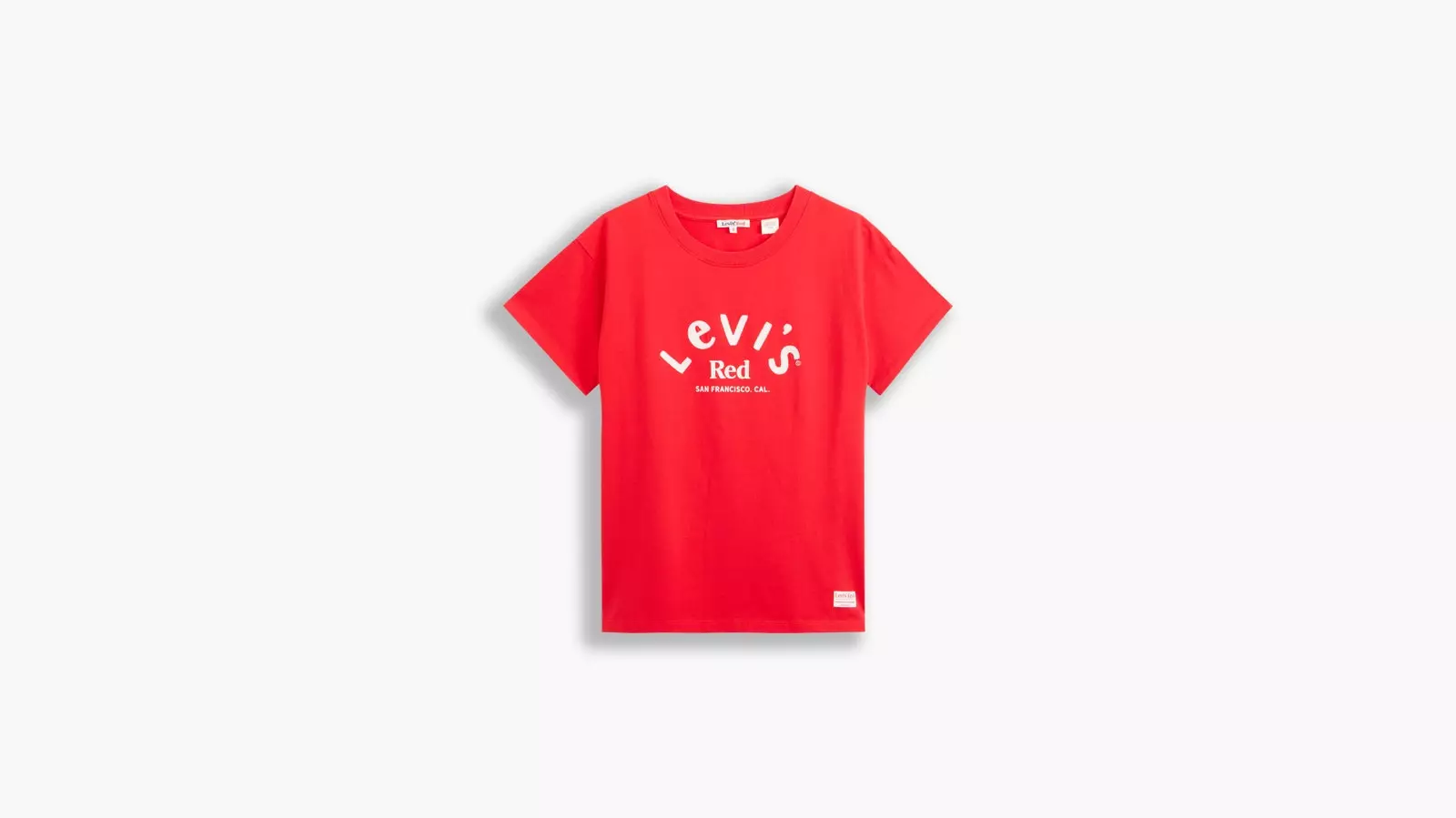 Levis Red цуглуулга бидний хувцасны шүүгээнд эргэн ирж, 90-ээд оныг одоогийн түлхүүрээр авчрах болно