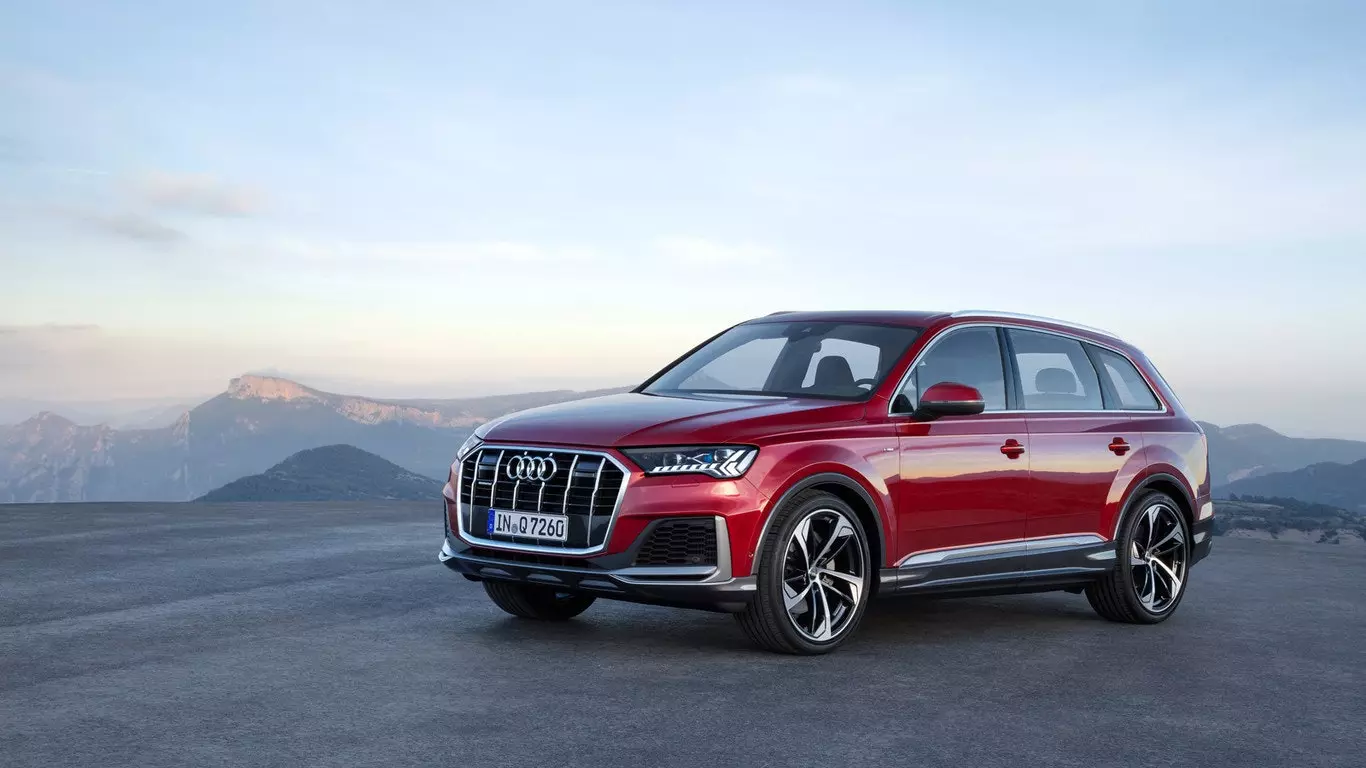 Audi Q7 ọkọ ayọkẹlẹ