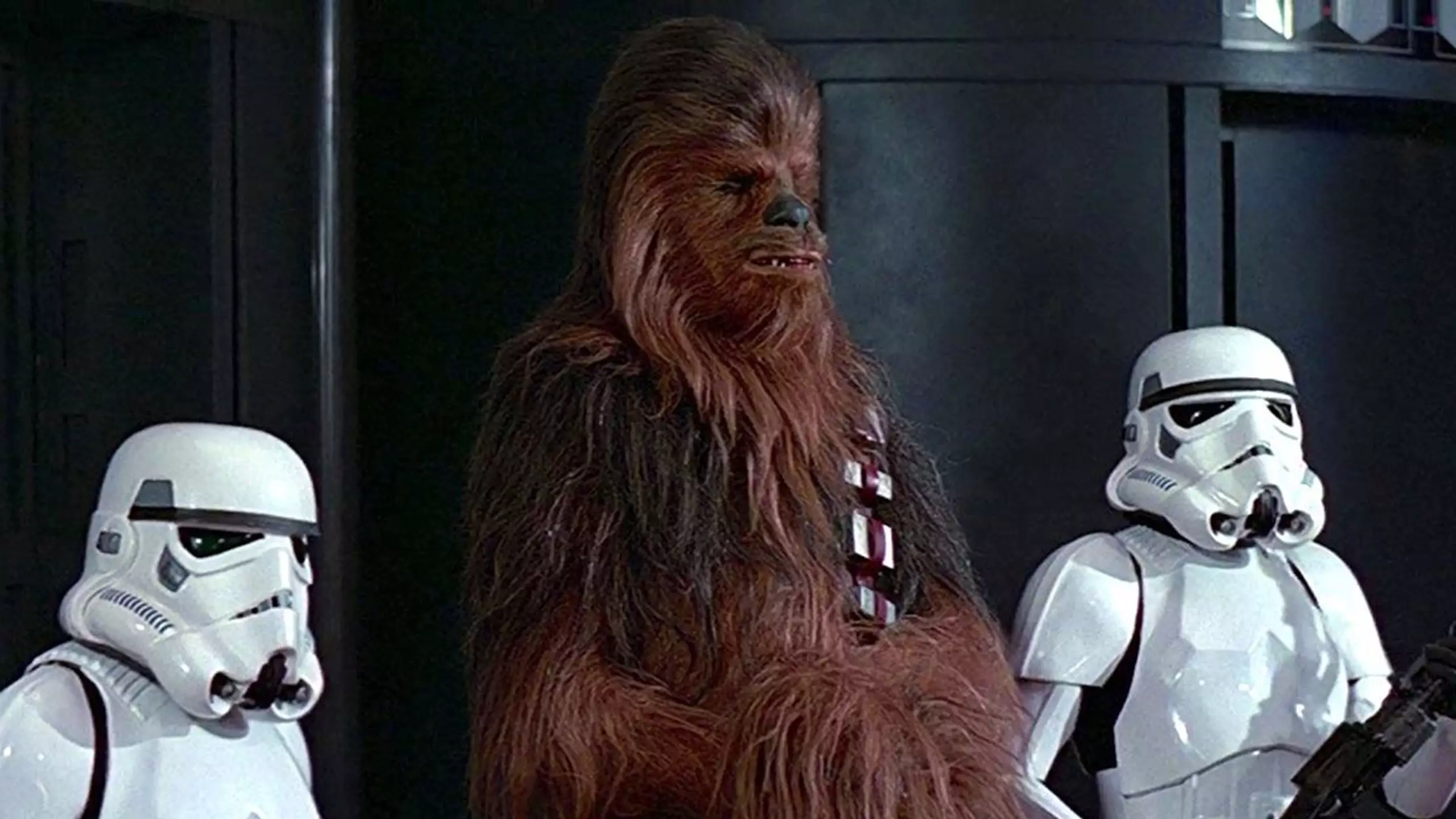 Horon 'Chewbacca' wanda ɗan wasansa Joonas Suotamo ya sami damar korar sojoji 10 a lokaci ɗaya.