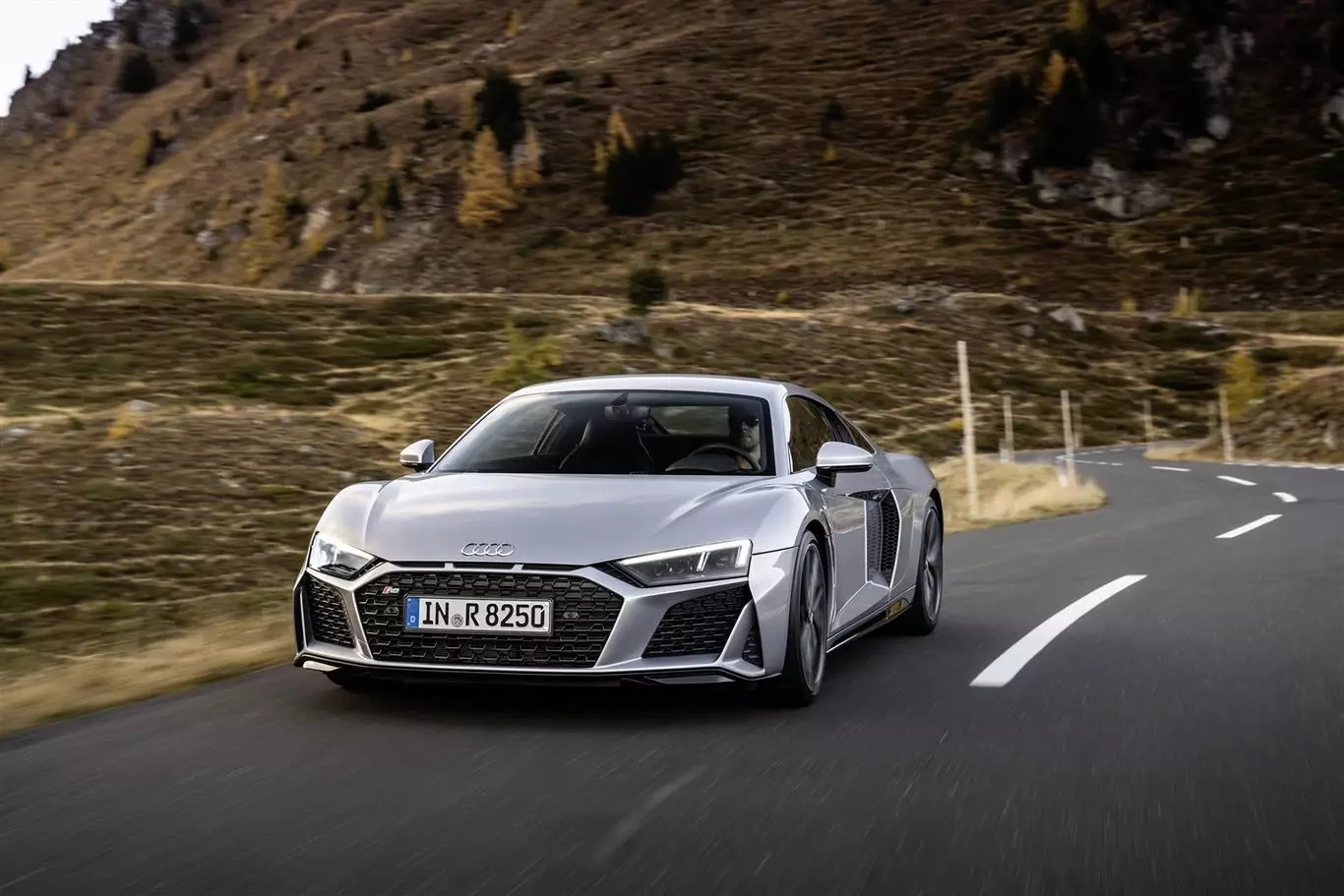 Audi R8 V10 RWD er fullblodet du vil temme