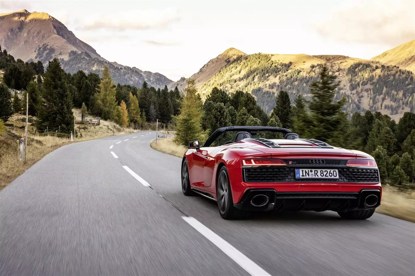 Audi R8 V10 RWD er fullblodet du vil temme