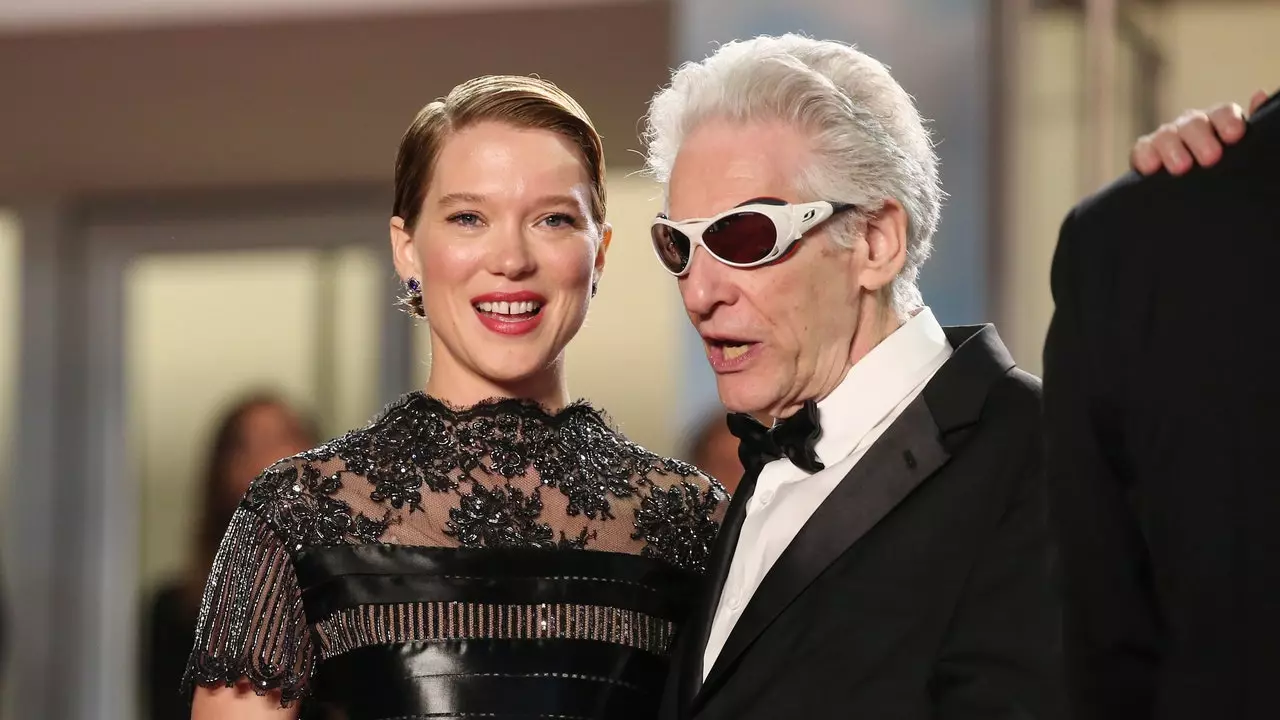 David Cronenberg vinner motsvarande tusen Guldpalmer genom att närvara vid hans premiär i Cannes med bergsklättrarglasögon