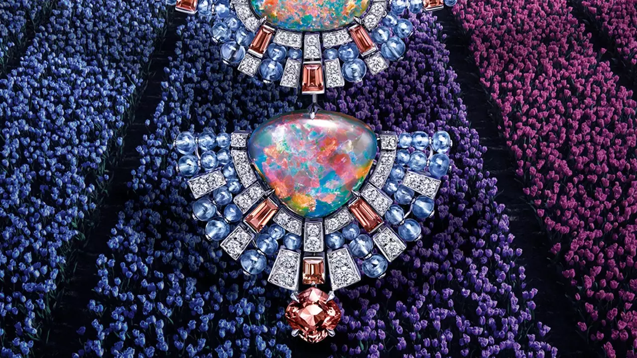 Cartier High Jewelry o'zining so'nggi kolleksiyasi Beautés du Monde bilan Madriddagi yangi uyini topadi