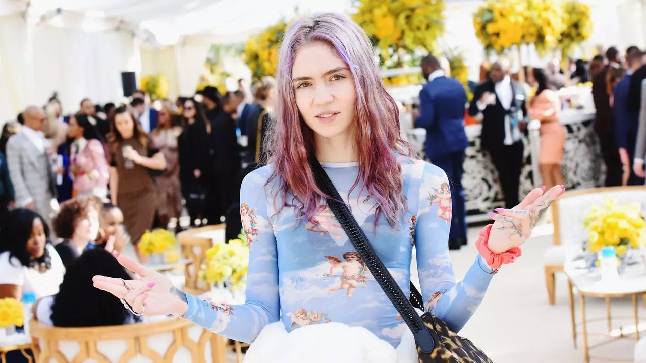 Grimes 'kurovedza muviri kuti ugare wakagwinya uye uine hutano gore rese