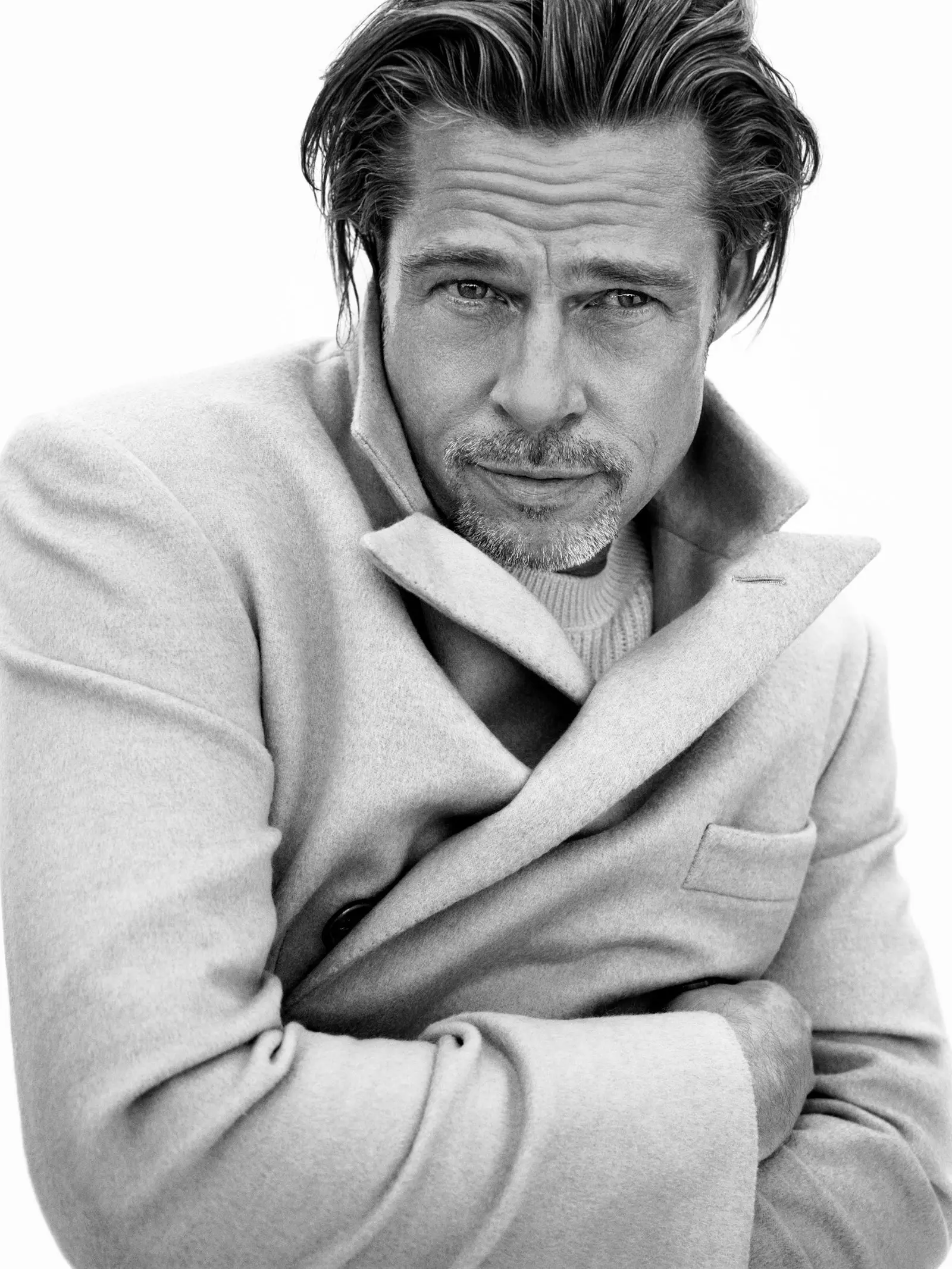 Brad Pitt menunjukkan kepada anda tiga penampilan untuk kembali ke pejabat dengan cara yang paling elegan selepas anda menghabiskan...