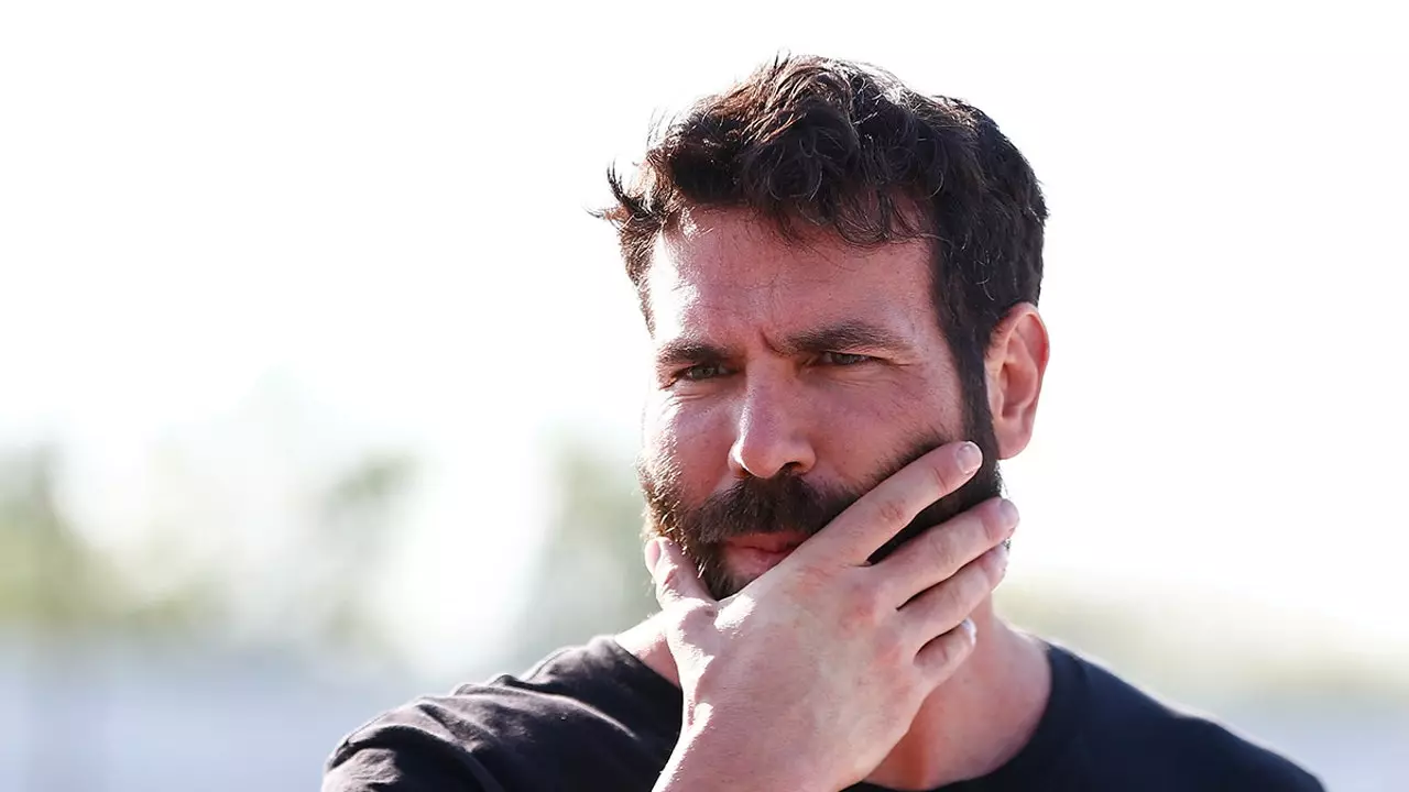 Dann Bilzerian paten (anpil) ak Las Vegas tire