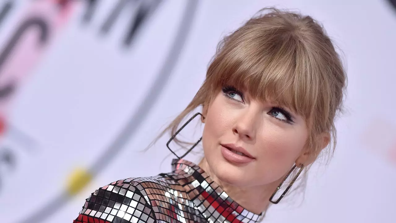 Skuter Braun mengambil laluan yang tidak dijangka dalam peperangannya dengan Taylor Swift