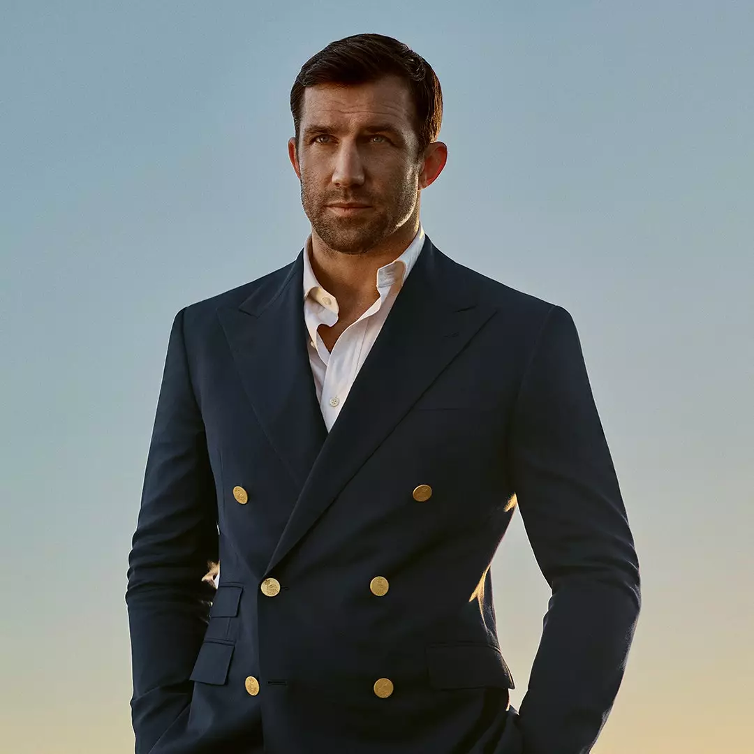 Luke Rockhold ialah wajah Campuran Emas Polo Ralph Lauren