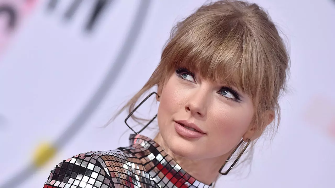 Ini adalah pembalut tentera yang digunakan Taylor Swift untuk menghalang serangan daripada menamatkan nyawanya