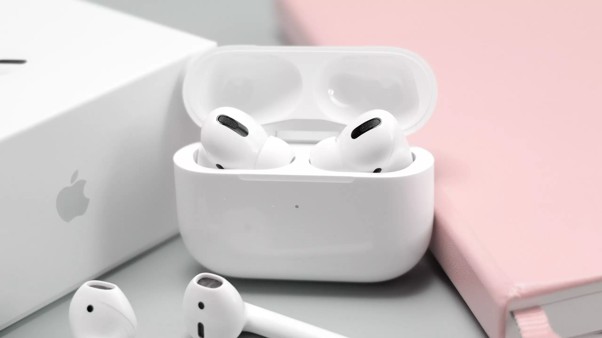 AirPods Pro 2 yangi Apple minigarnituralari ushbu beshta inqilobiy xususiyatga ega bo'ladi