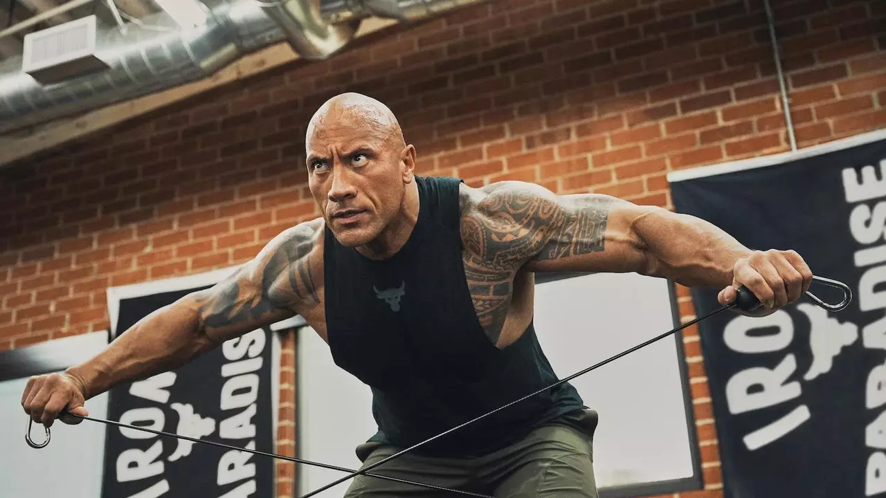 4 vježbe za prsa koje The Rock radi i koje biste mogli raditi