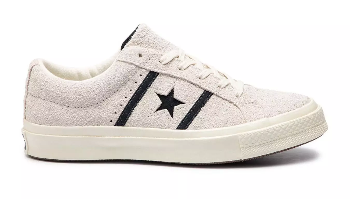 Converse One Star Academy кроссовкалары.