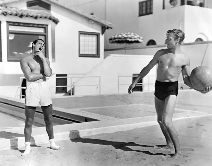 Cary Grant lan Randolph Scott.