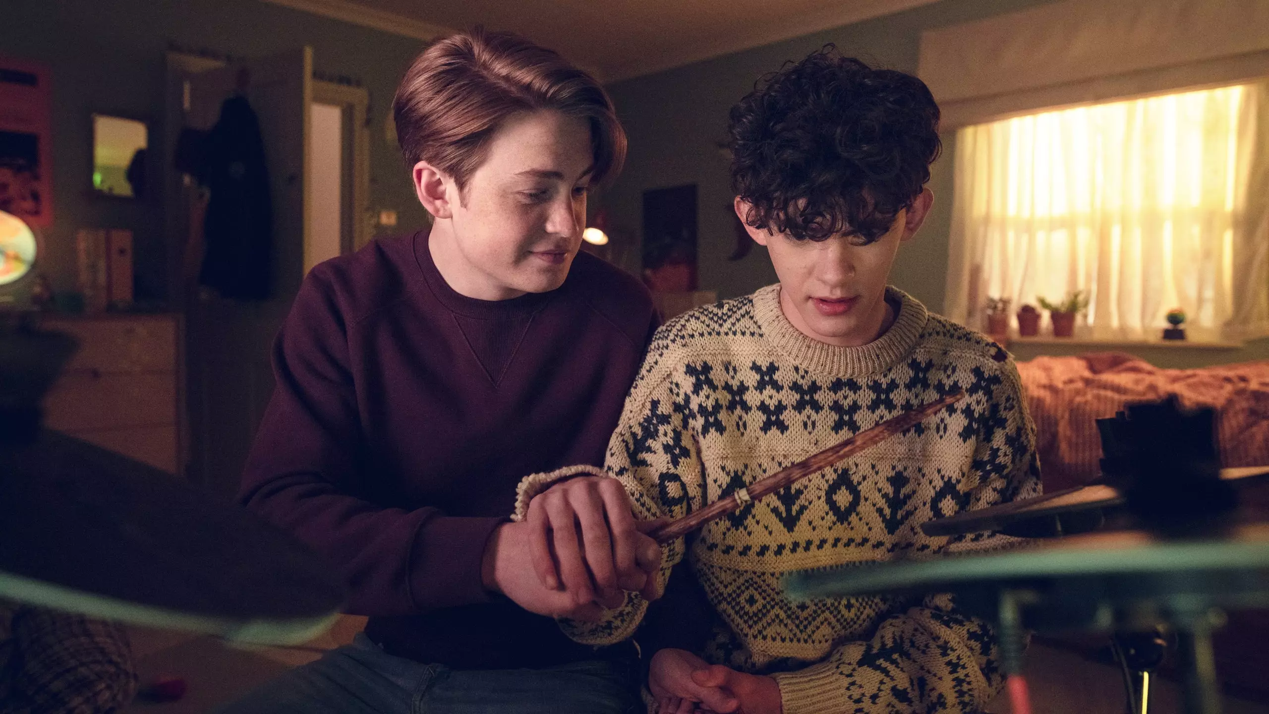 Netflixov Heartstopper je LGBT serija, ki prilagaja grafične romane Alice Oseman.