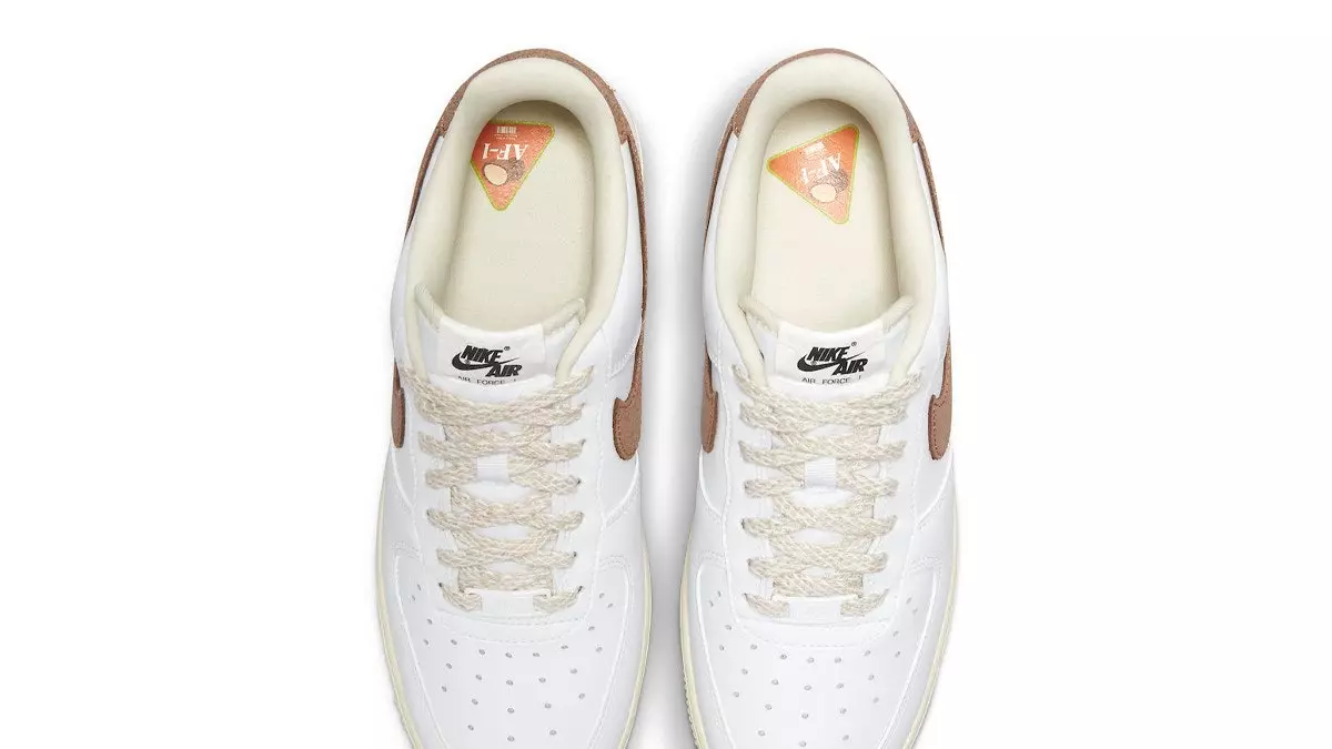 Nike Air Force 1 Coconut jsou boty, které byste si vzali na pustý ostrov, abyste si s nimi promluvili