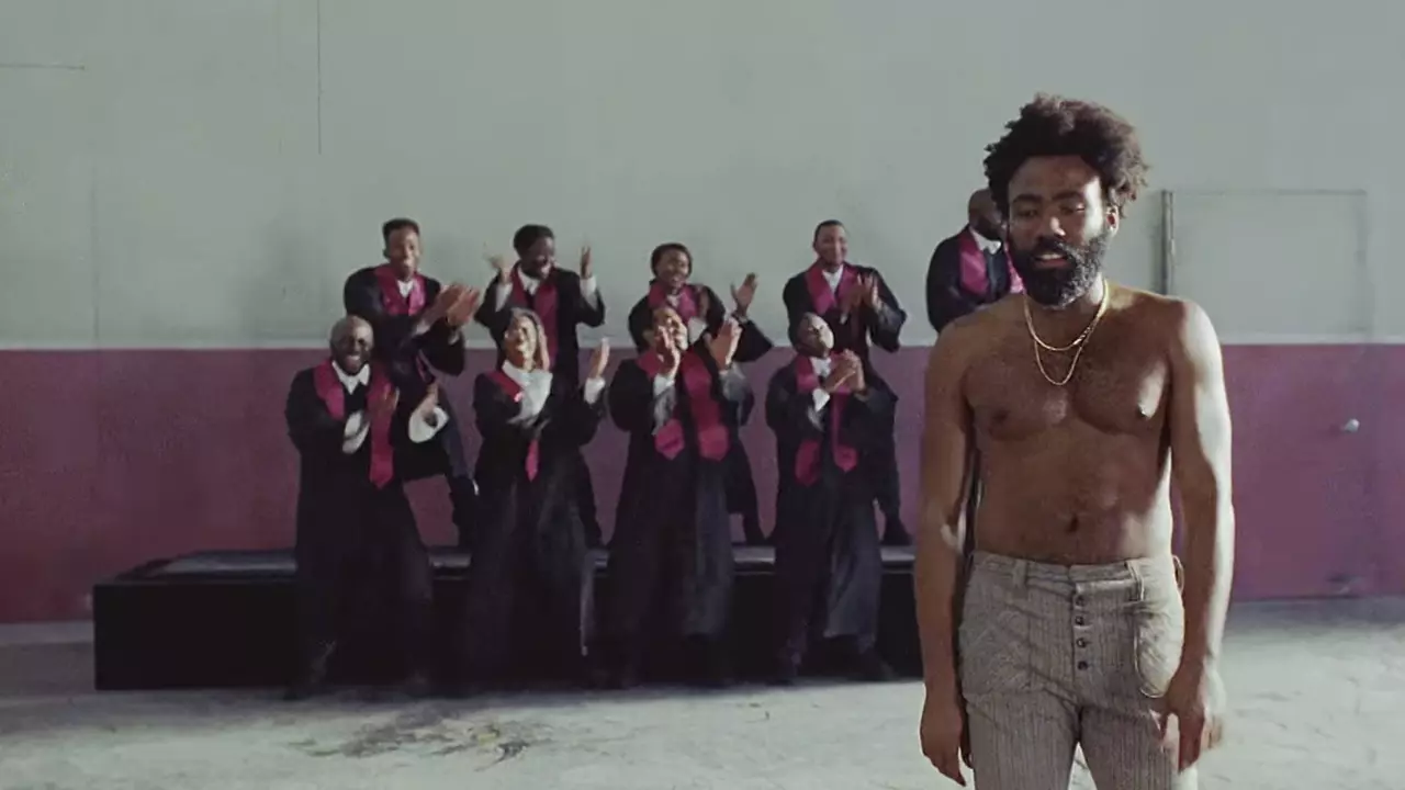 A Childish Gambino egy történelmi videoklippel temeti el Kanye Westet