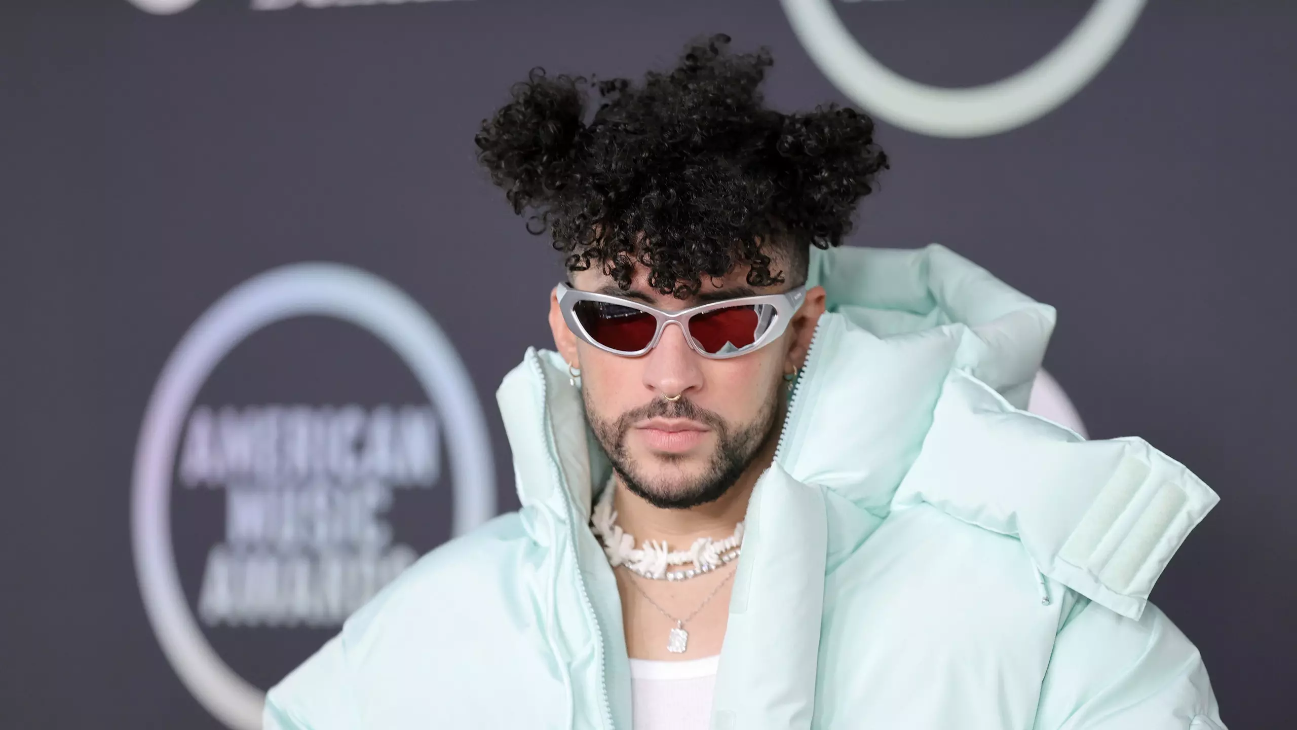 Bad Bunny kintana amin'ny spinoff Spider-Man