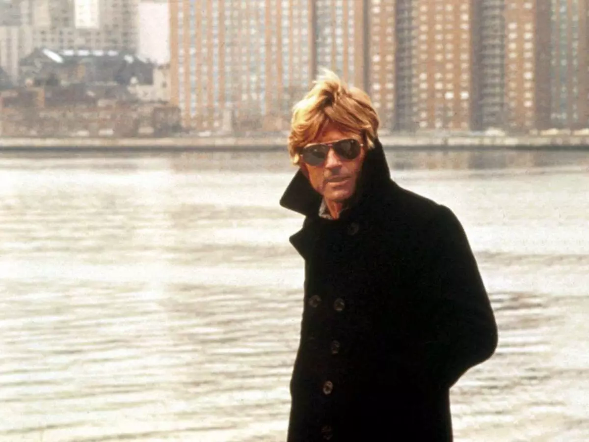 Basic men's coats nganong si Robert Redford ra ang angay nimong tan-awon kung gusto nimo mupalit...