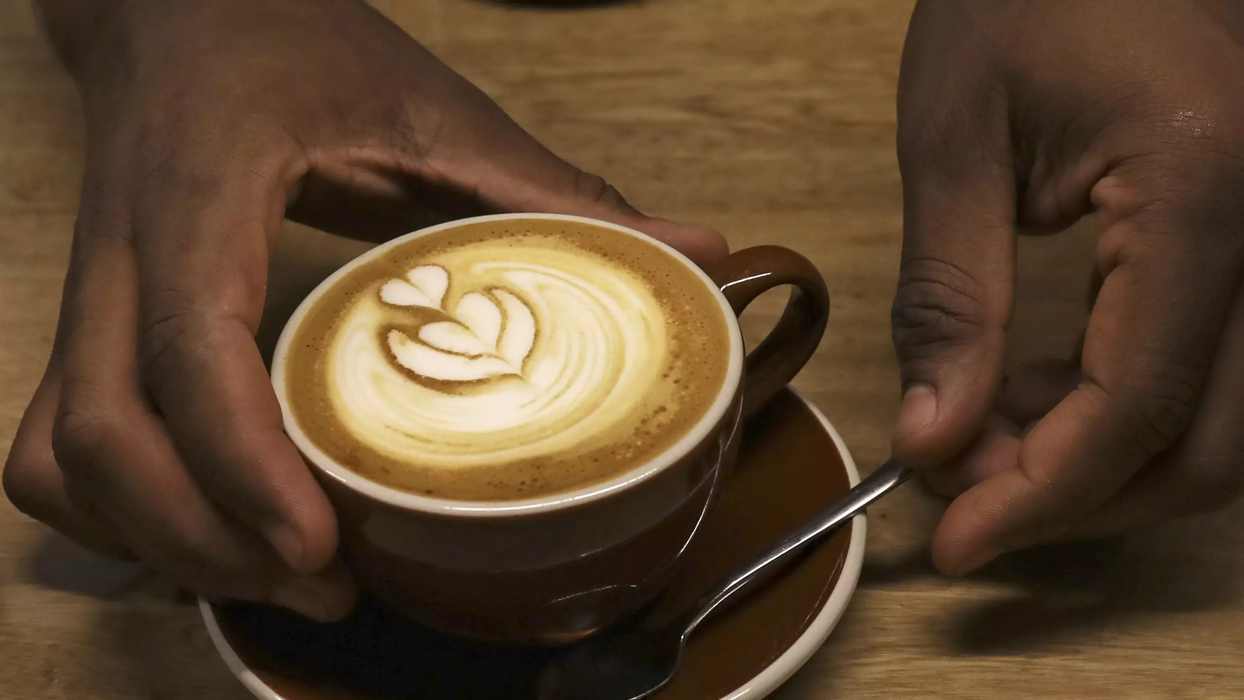 7 spesialiteitskafees waar jy lekker koffie kan drink