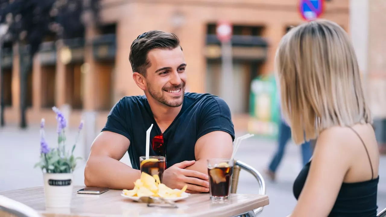 Ny sakafo maraina tsara indrindra - sy ny sakafo antoandro - amin'ny terrace mahafinaritra any Madrid