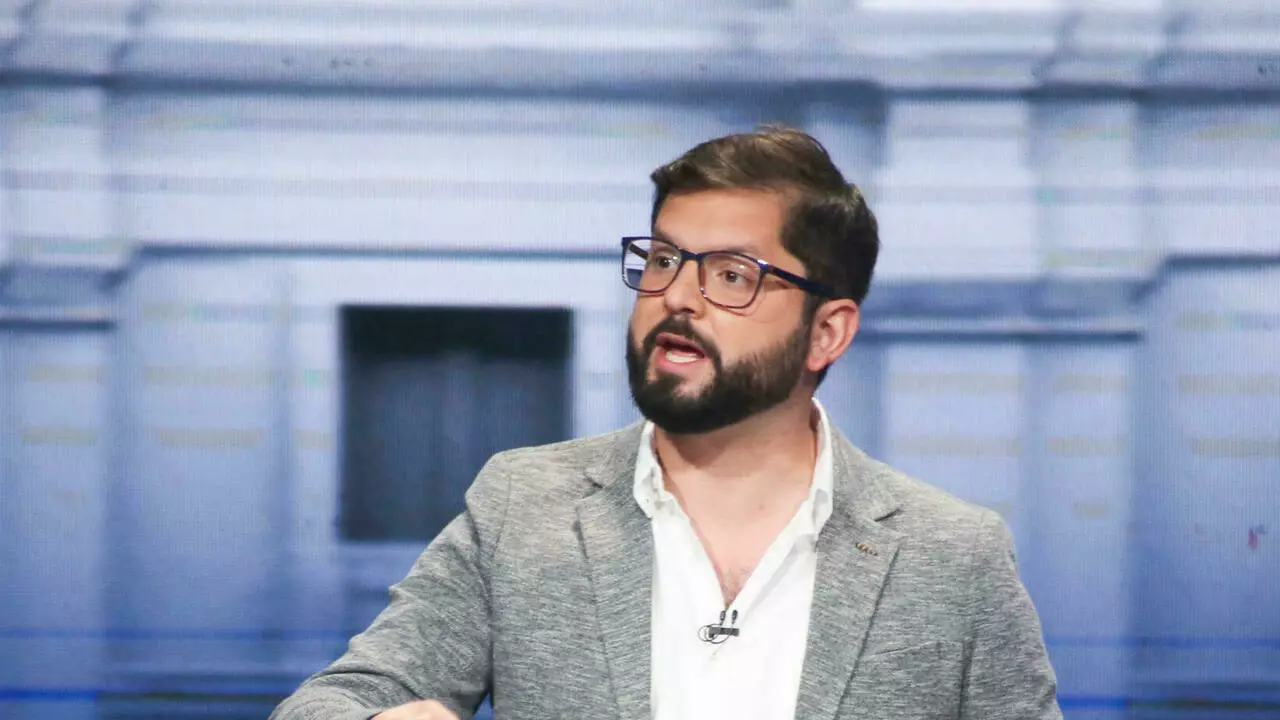 Na čo míňa peniaze Gabriel Boric, najmladší prezident Čile a vodca študentských protestov