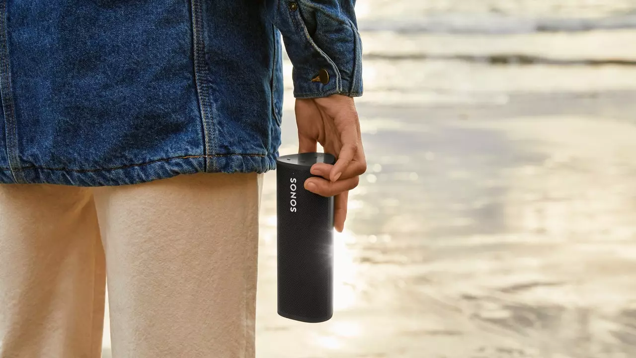 Sonos Roam ist ein leistungsstarker neuer wasserdichter tragbarer Lautsprecher mit intelligentem Sound zu einem wettbewerbsfähigen Preis