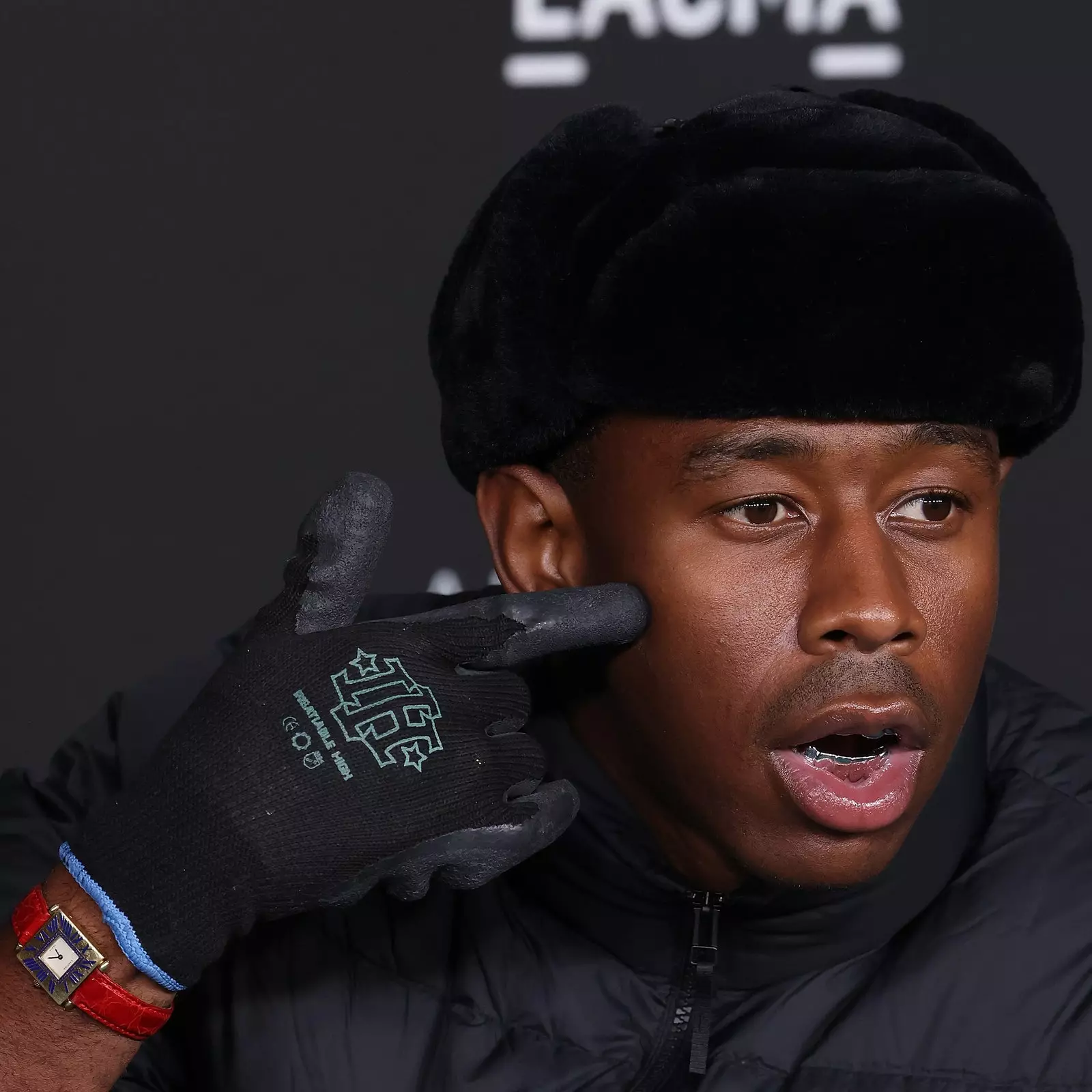 Freastalaíonn Tyler the Creator ar Gala Scannán Ealaíne LACMA 2021 a chuir Gucci i láthair ag Músaem Ealaíne Chontae Los Angeles