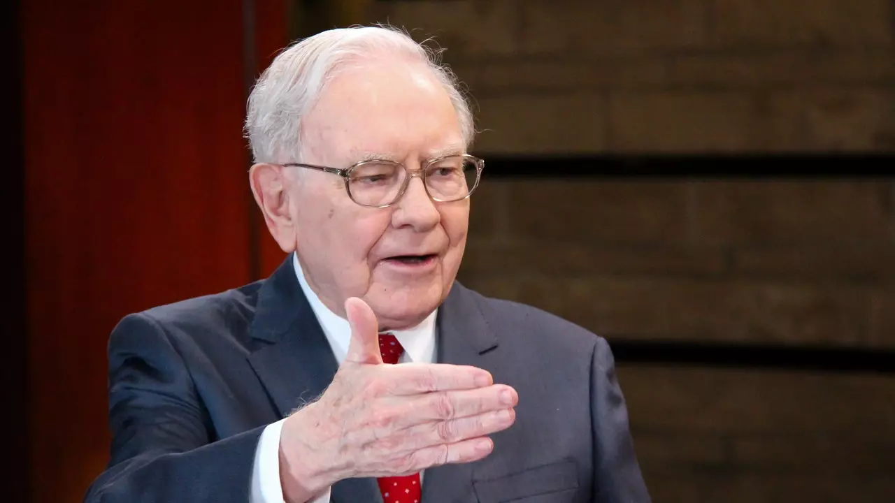 Warren Buffett און זיין 3 מערסט וויכטיק עצות צו זיין רייַך