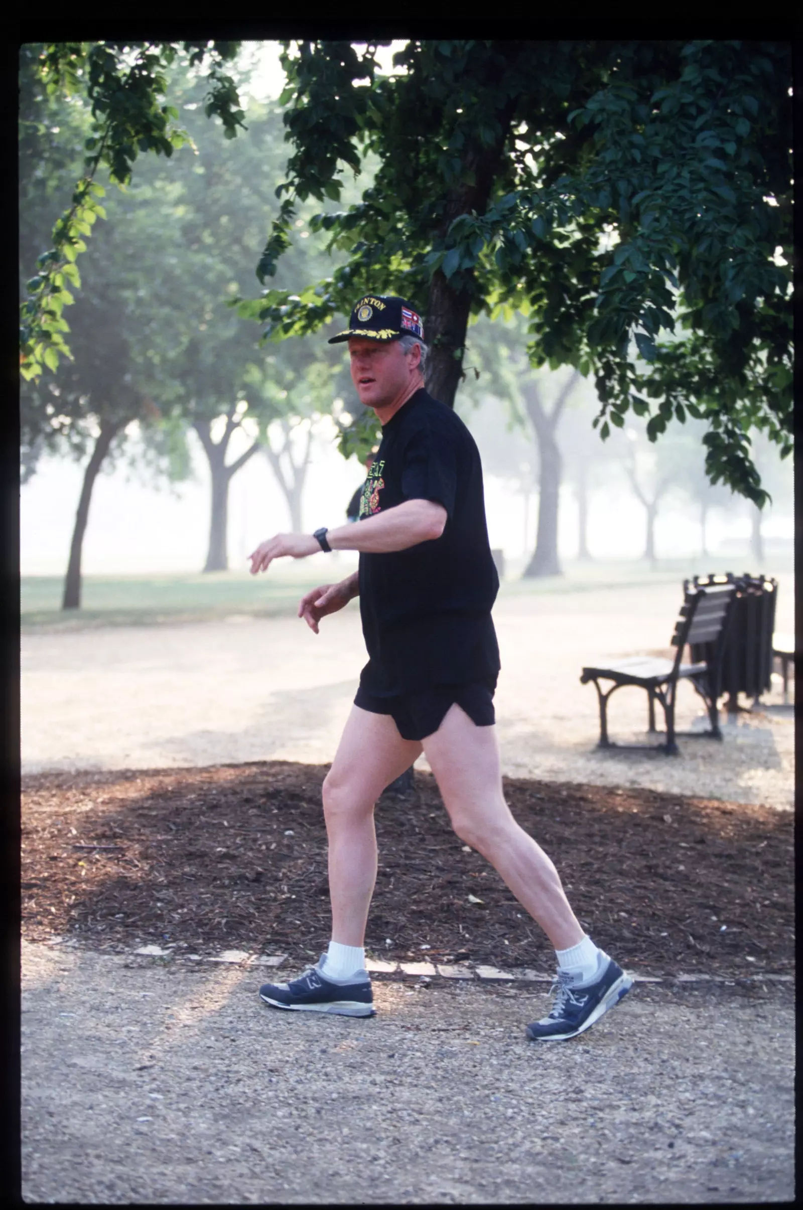 Bill Clinton med en New Balance 997