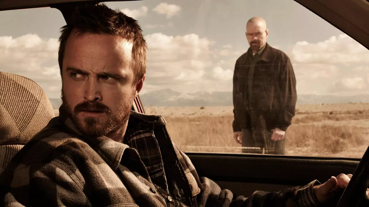 'Breaking Bad' сизди 'El Camino'га даярдоо үчүн Аарон Пол тарабынан 2 мүнөттө кыскача баяндалган