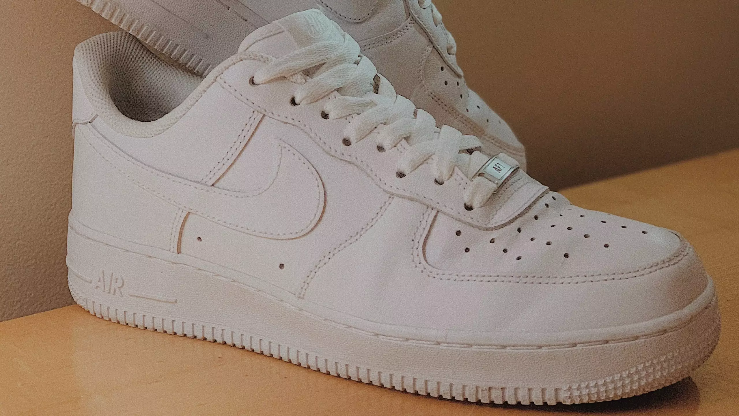 Wielt déi bescht Sneakers 2020 Nike Air Force Award