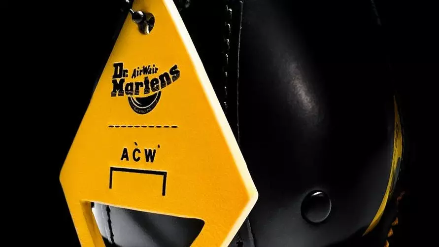 Dr. Martens x A hideg fal