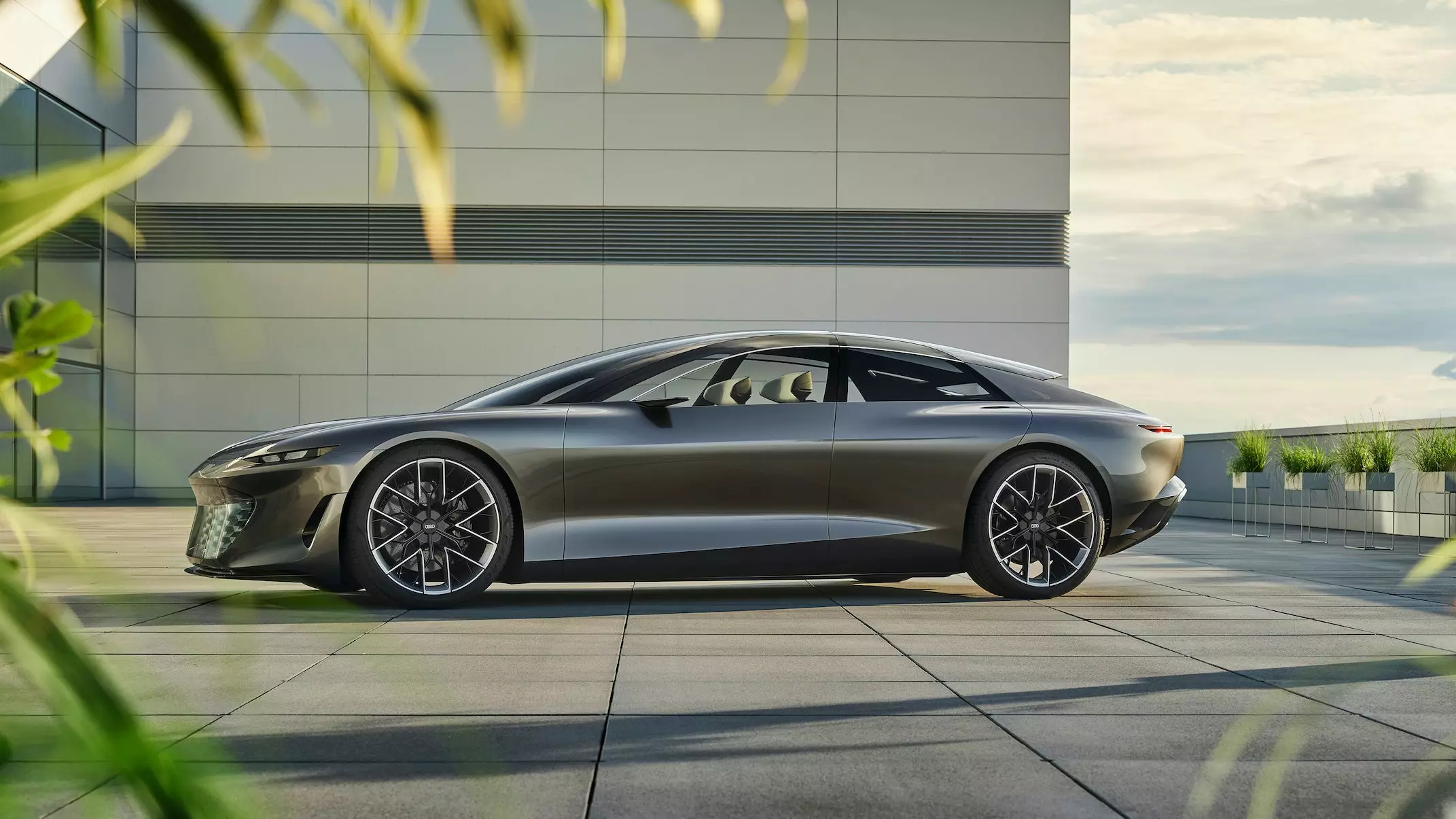 Audi Grandsphere Concept, elbilen, blir et privat jetfly for veien