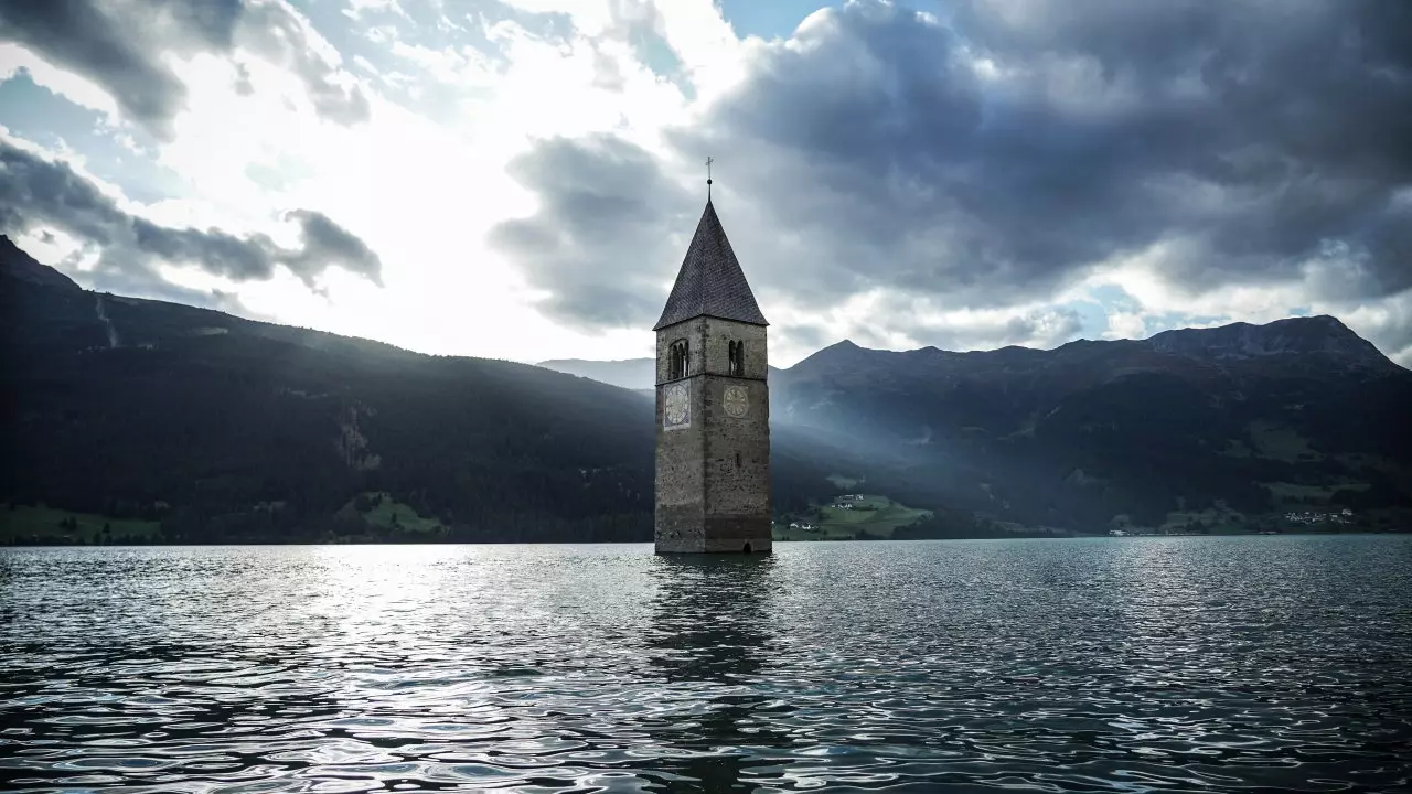 Curon, mndandanda watsopano wa Netflix waku Italy: kukhazikitsa, chiwembu, nkhani ndi kutulutsa